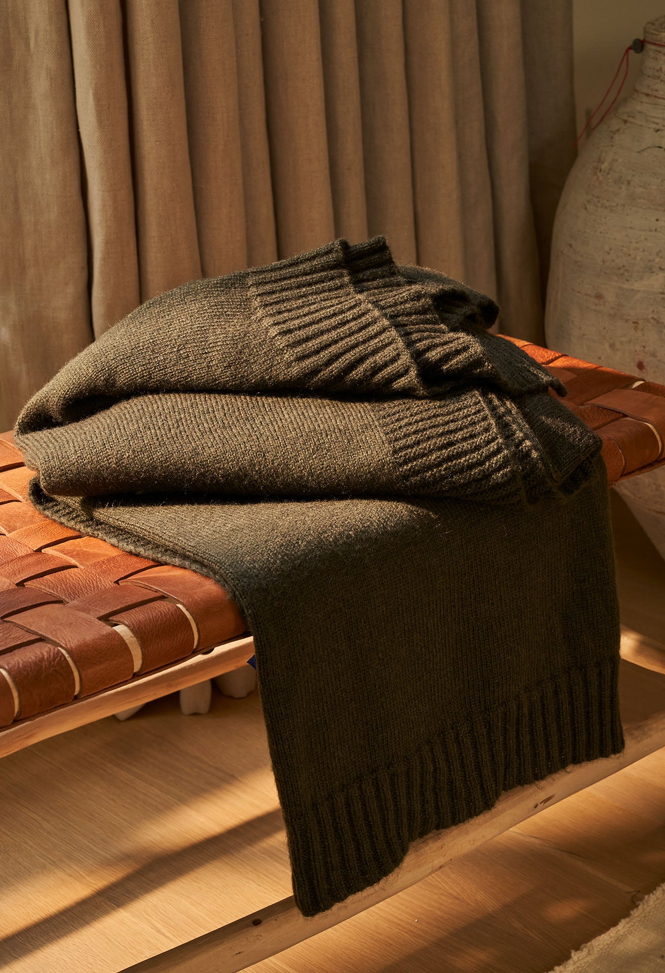 Classic Knit Blanket | UnHide